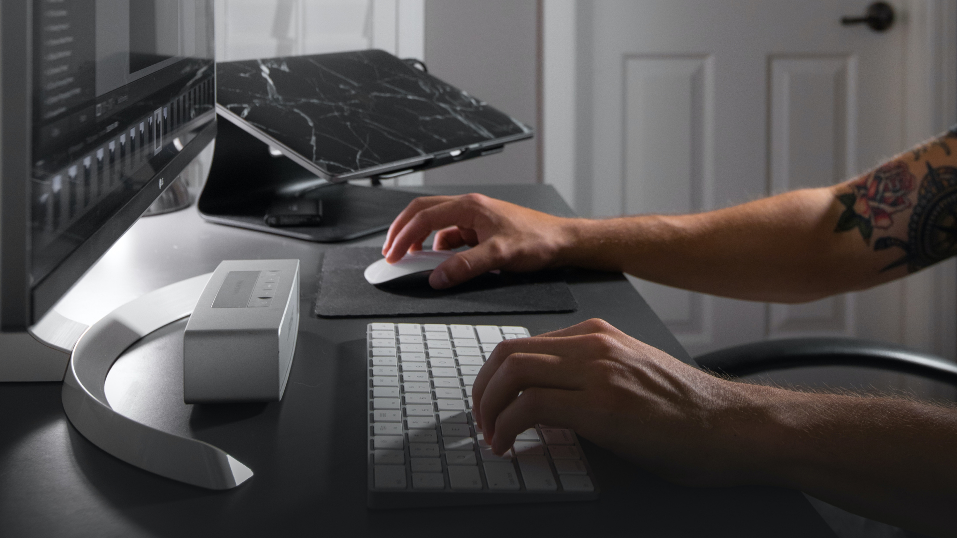 100 Real Estate Video Hooks That Will Get You More Clicks - Luxury Presence